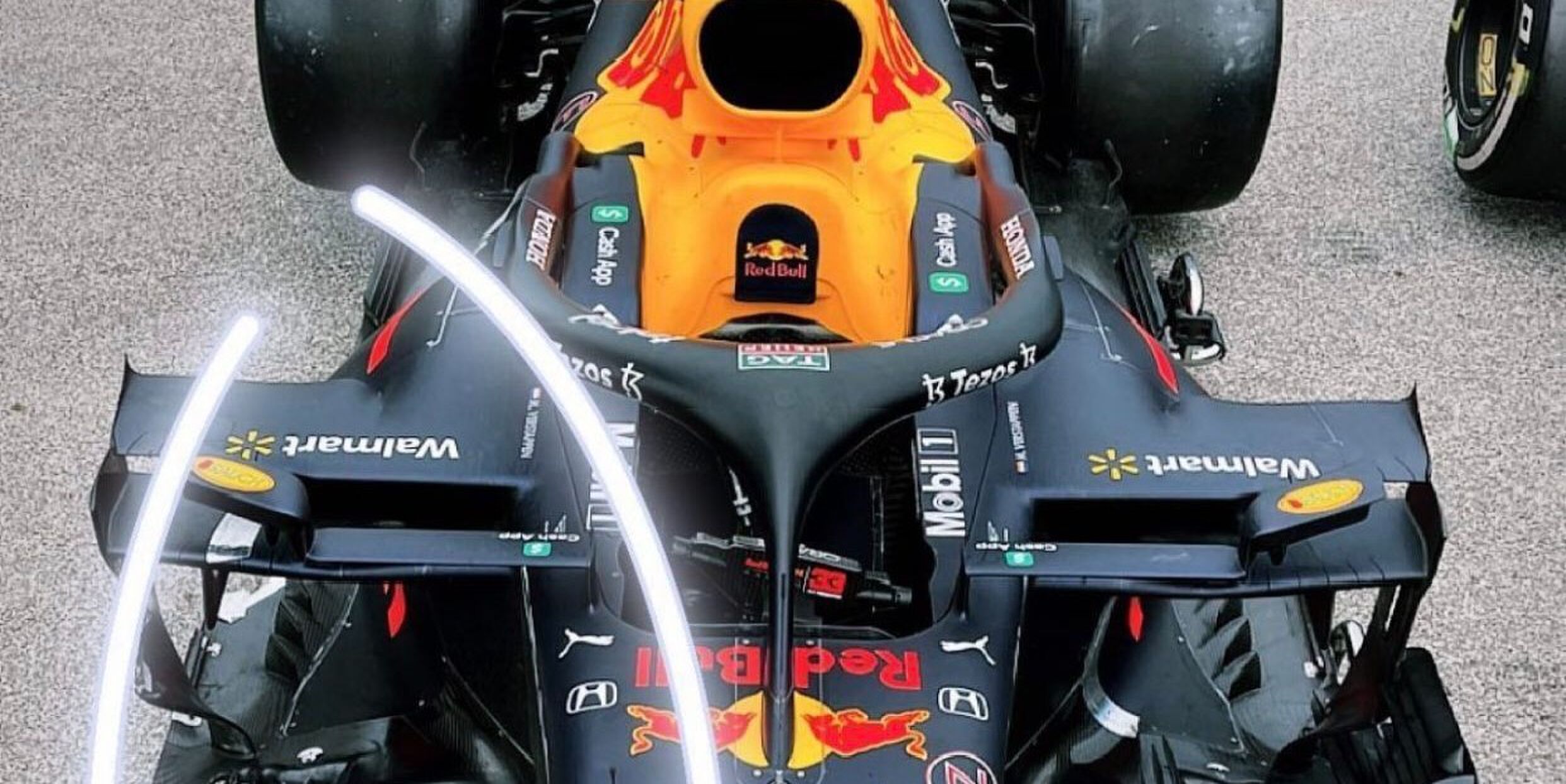Zo zag de auto van Max Verstappen eruit na de botsing | GP van Hongarije