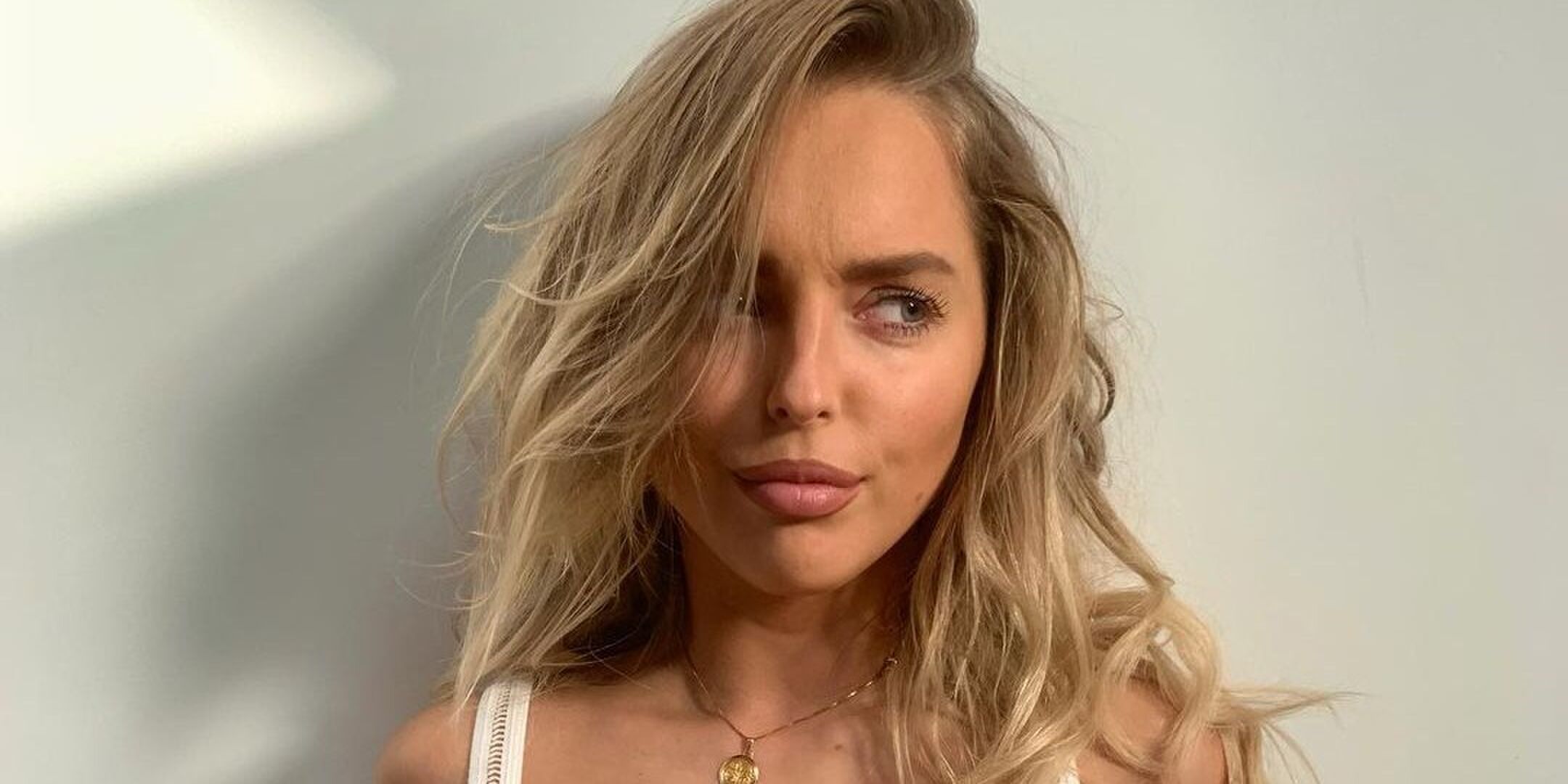 Luna Stevens komt met eigen kalender vol gewaagde foto's | MAN MAN