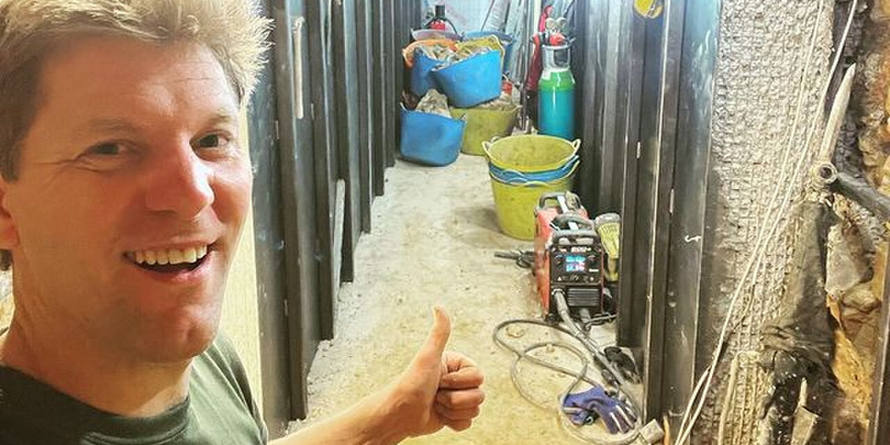 Colin (42) graaft een tunnel van zijn huis naar een ondergrondse mancave