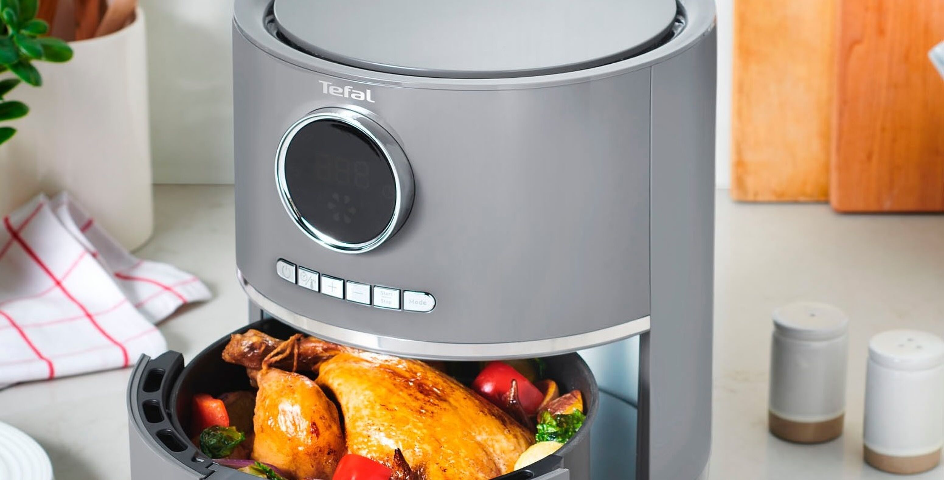 Action verkoopt Tefal Airfryer voor €69,95 (ergens anders €129,95)