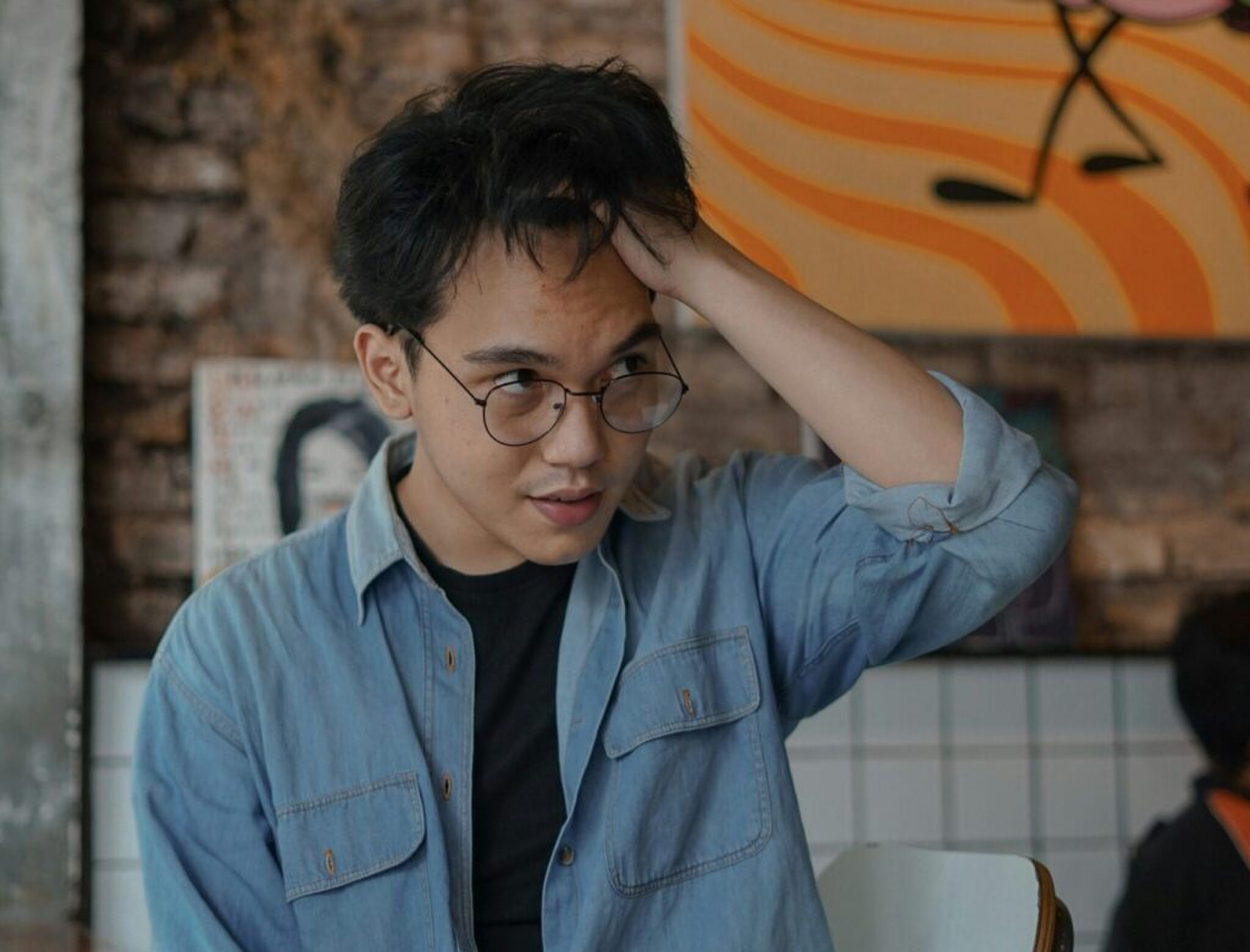 Waarom je hoofdhuid ook een beetje liefde verdient