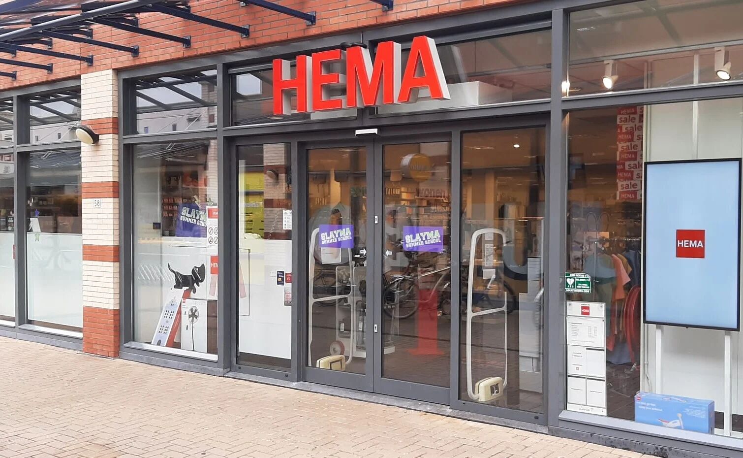HEMA verkoopt dupe van Le Labo Santal 33 (kost normaal € 298,-)