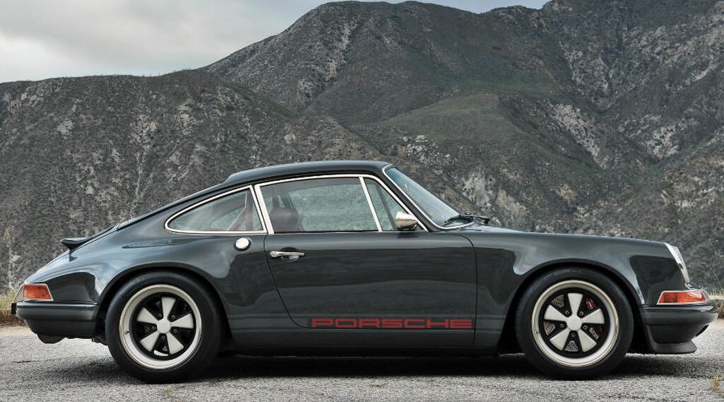 Singer verbaast ons wederom met deze stijlvolle Porsche Singer 911