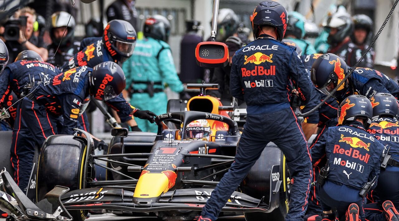 Uit welke verschillende functies bestaat een Formule 1-team?