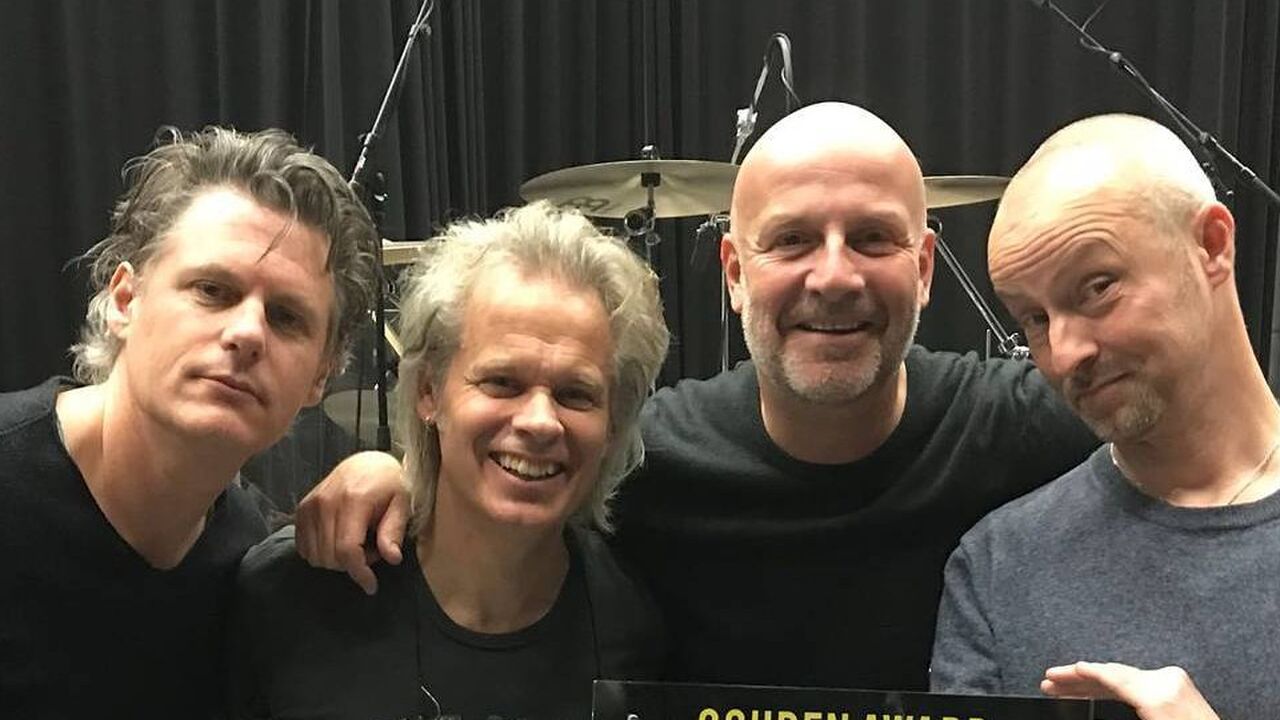 Dit enorme bedrag vraagt de band BLØF per optreden