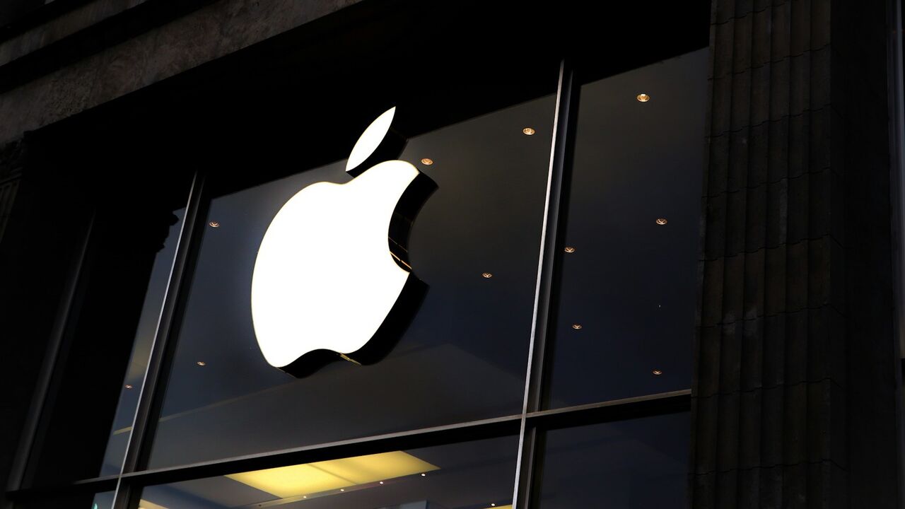 Sergen (29) in één klap € 50.000,- rijker: ontdekt fout bij Apple