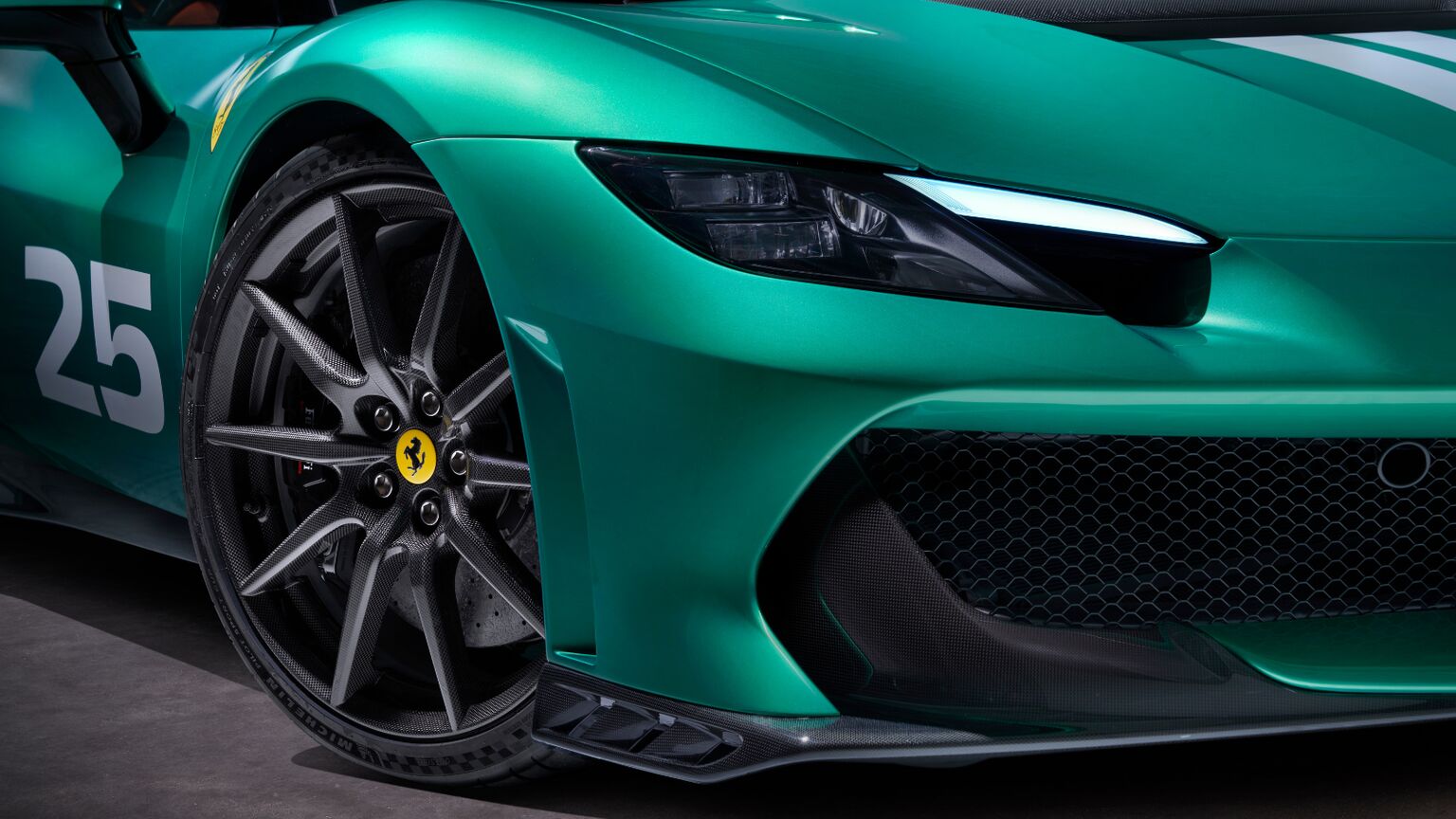 Ferrari lanceert twee nieuwe gelimiteerde versies van de 296 GTB