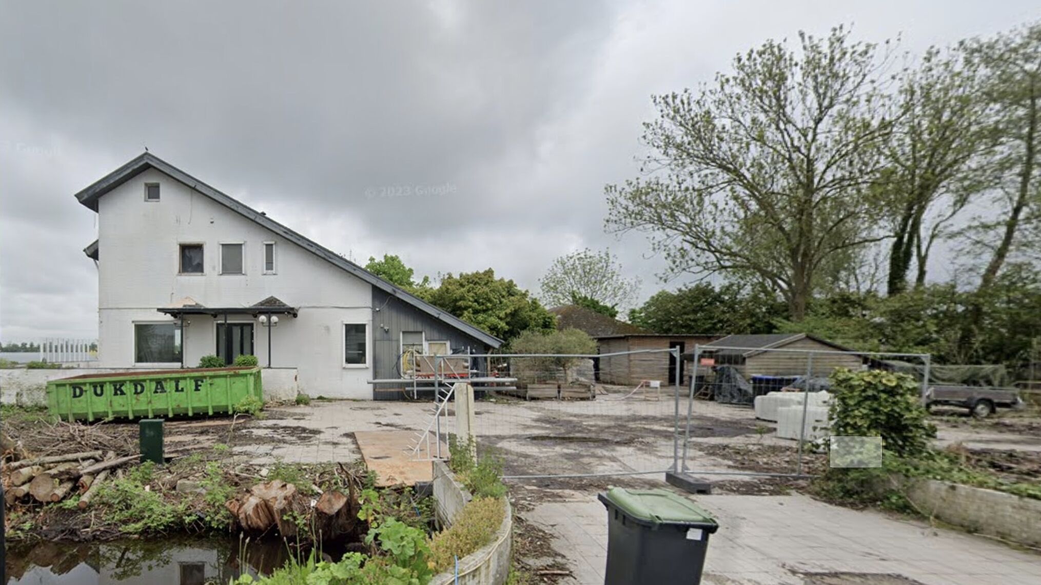 Sabah Nissan bouwt aan de grootste villa van héél Nederland