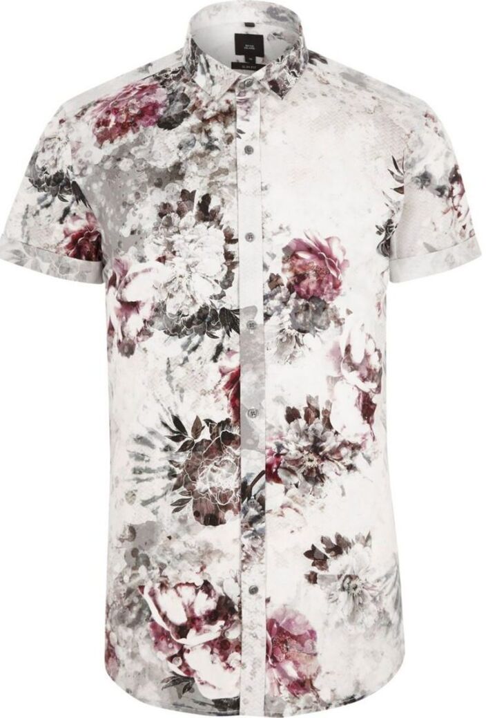 Het short sleeve overhemd maakt deze zomer zijn welverdiende comeback ...