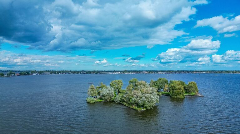 Uniek op Funda: privé-eiland in Nederland te koop | MAN MAN
