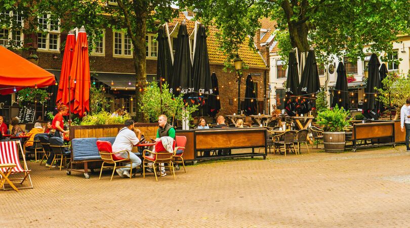 Ideaal: op deze site zie je altijd welk terras wanneer zon heeft