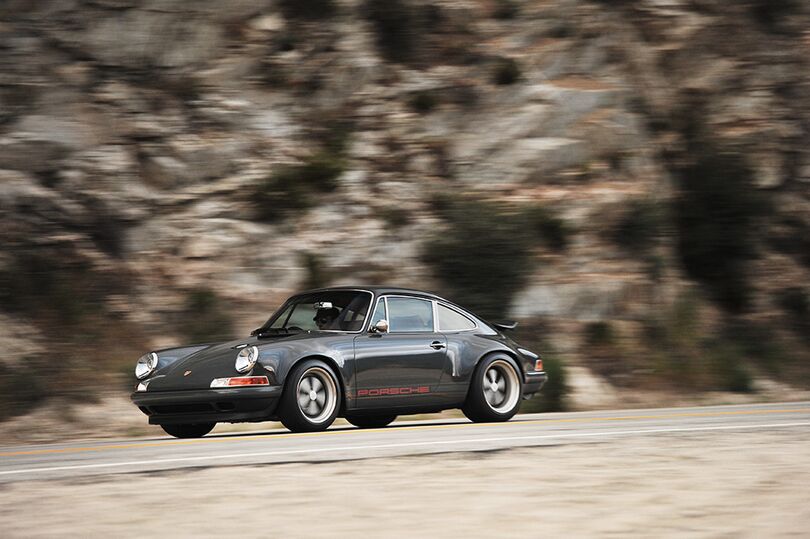 Singer verbaast ons wederom met deze stijlvolle Porsche Singer 911