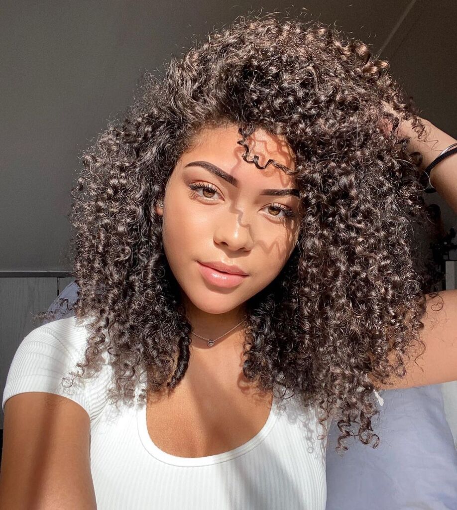 De vriendin van Ryan Gravenberch: Cindy Peroti