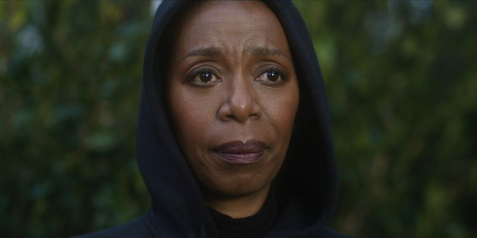Volgens Netflix-kijkers heeft serie The Watcher 'het slechtste einde ooit'