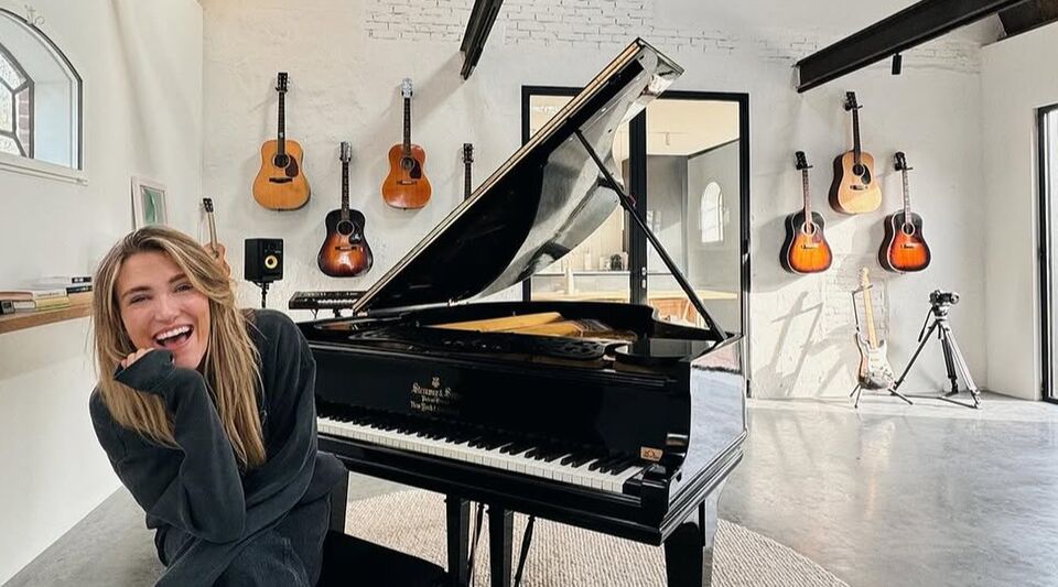 Suzan en Freek bouwen oude schuur om tot luxe muziekstudio